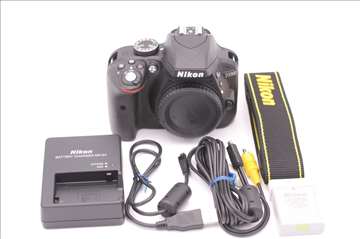 Nikon D3300 telo sa 382 okidanja - Nov