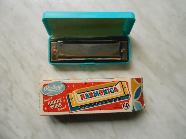 Harmonica Ridley’s House of Novelties