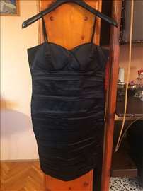 Mala crna haljina na bretele vel 42
