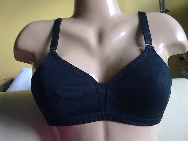 **Hunkemoller** fantastican sporski brus, vel.75C.