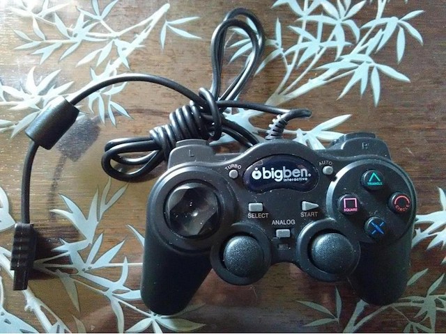 playstation 2 .1djojstik ispravan u stanju sa slika