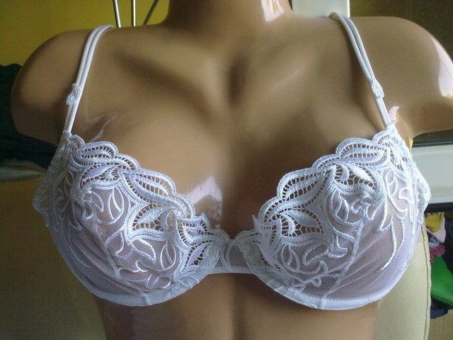 **Luwa Dessous** fantastican brus, vel.80C.