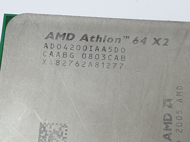 Procesor AMD 64 x 2 ADO4200IAA5DO +4200