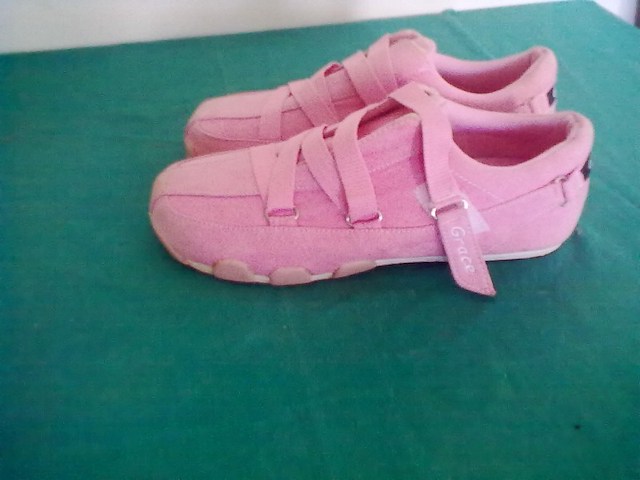 roze patike