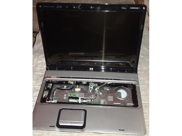 Delovi/Laptop HP dv6000