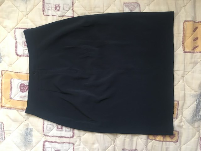 Crna pencil suknja M velicine