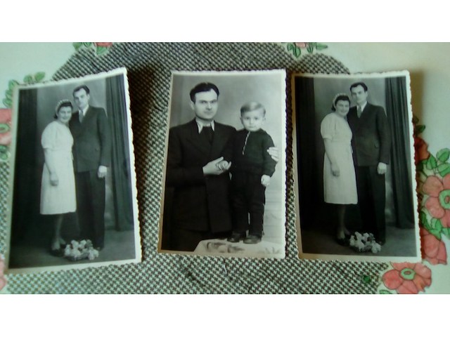 3 porodicne fotografije  oko 1930.