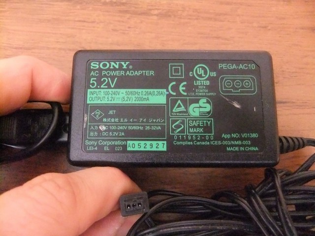 Sony Clie PEGA-AC10 adapter 5.2V 2000mA + GARANCIJA!