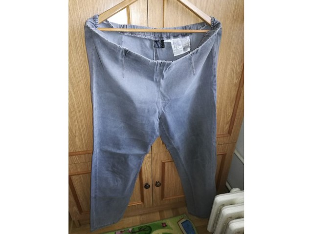 Sive pantalone za trudnice