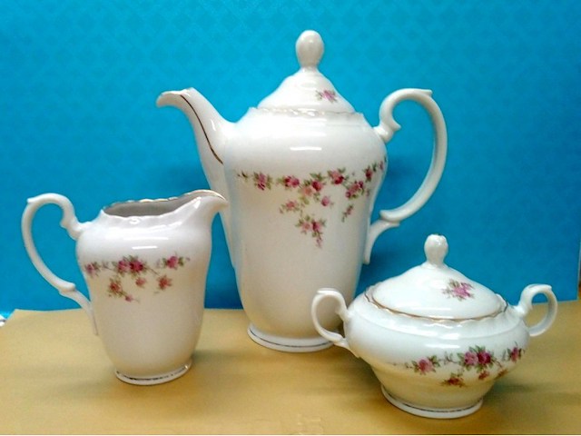 SKUPOCEN Lux THUN Porcelan set za čaj