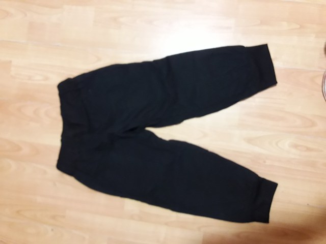 Tri cetvrt pantalone