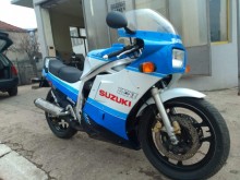 Suzuki gsxr 750 gr75a