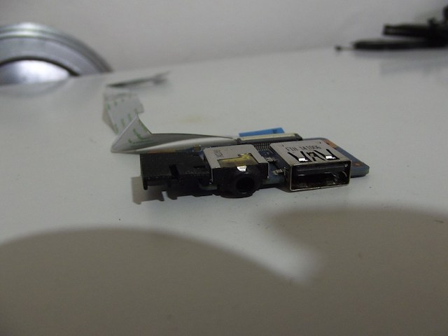 HP 350 G1 Audio/USB plocica