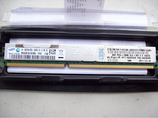 8 Gb ddr3 ECC - Samsung ( IBM )