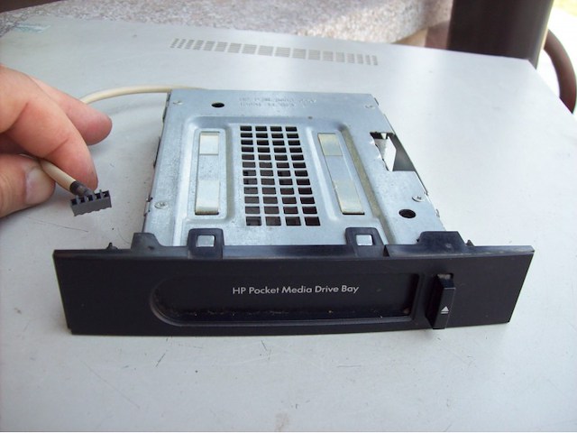 HP Pocket Media Drive Bay