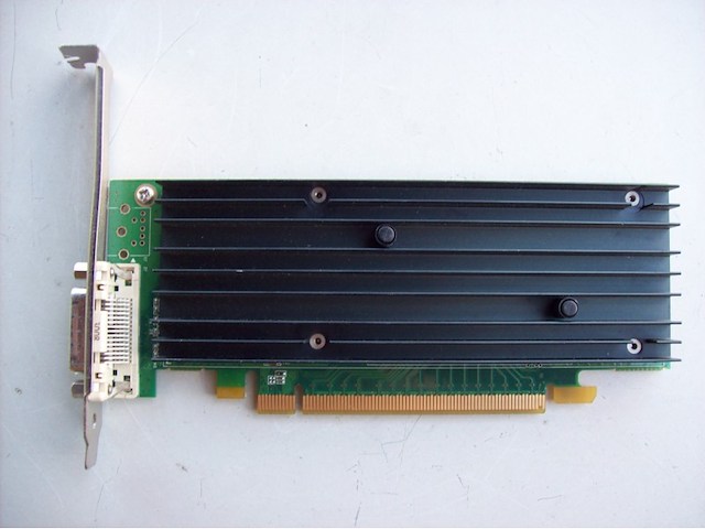 Nvidia Quadro NVS 290 pci-e 256 mb ddr2 DMS-59