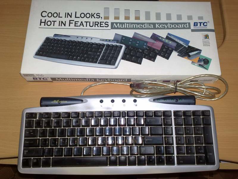 BTC 9110 SILVER Tastatura