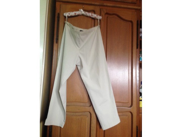 Pantalone svetlo drap