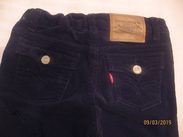 PANTALONE **LEVIS** ZA 5 GOD-SOMOT