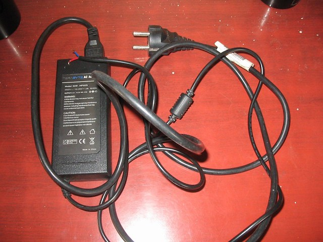 Adapter Dell  18.5v  4,5A