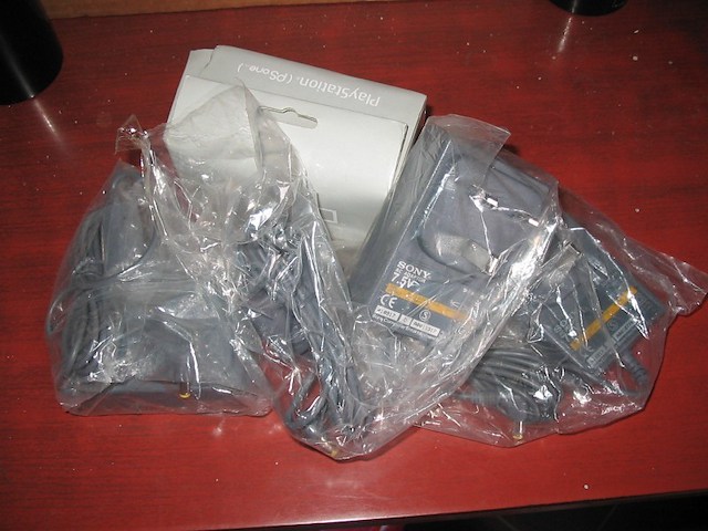 Punjaci za Sony PS1 slim