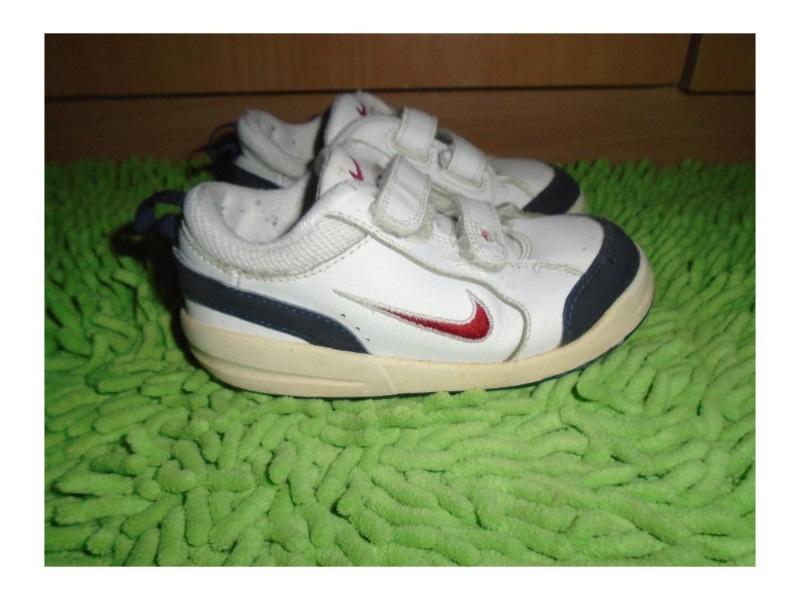 NIKE patike br.25 (14,5-15cm)