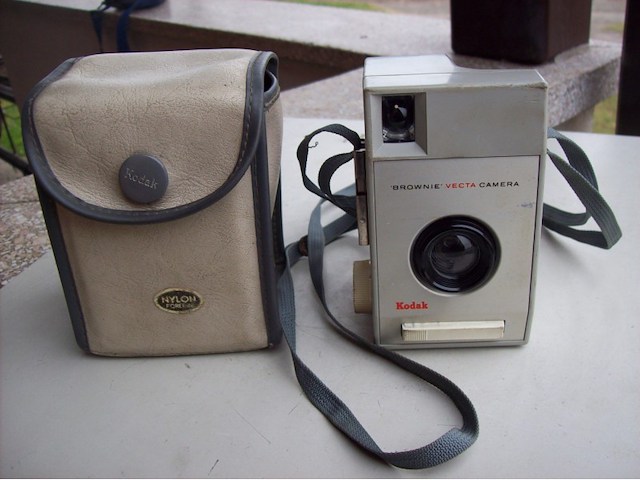 Kodak BROWNIE VECTA camera(aparat) - England