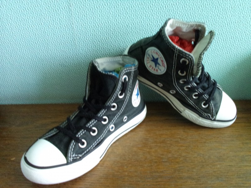 PATIKE `CONVERSE ALL STAR` br. 29/19cm.