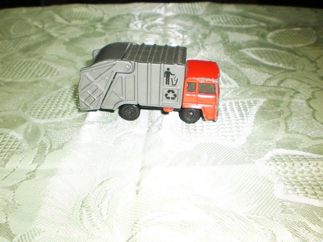 Matchbox No 36 - Refuse Truck - 1979 godina