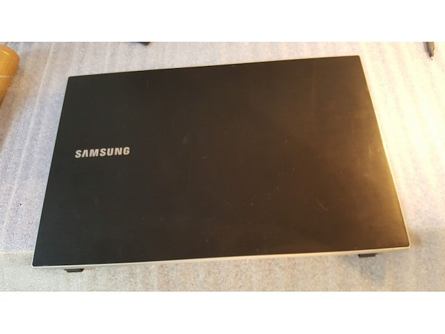 Gornji deo kucista za Samsung NP305V5A