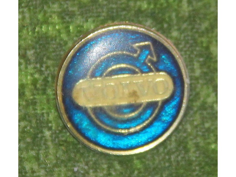 VOLVO.
