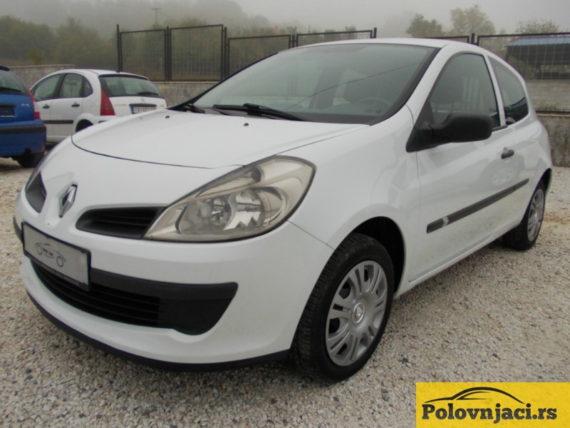 CENA: 3990 €
RENAULT - CLIO 1.2 I