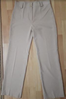 Elegantne pantalone iz francuske br 40