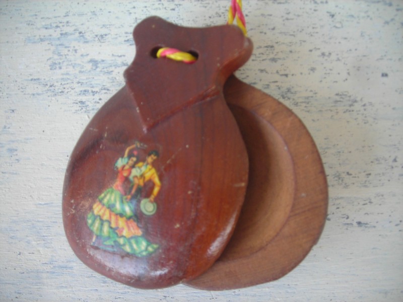 KASTANJETE