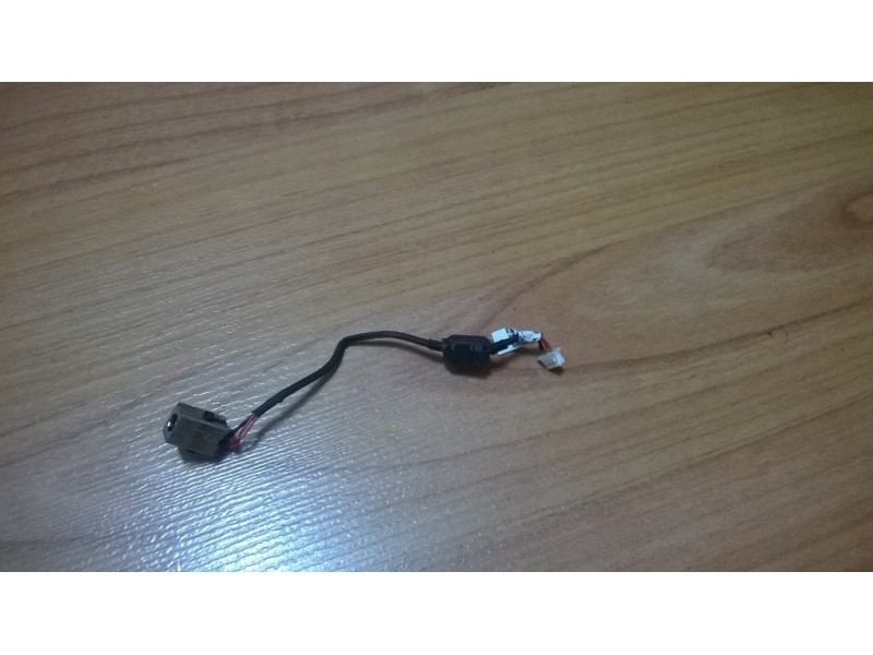 konektor punjenja od HP Mini 210 ispravan
