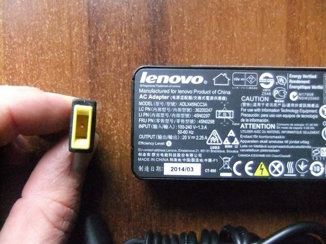 Lenovo 20V 2.25A cetvrtasti ORIGINAL + GARANCIJA!