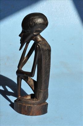 Statua muskarca, drvo, africka umetnost
