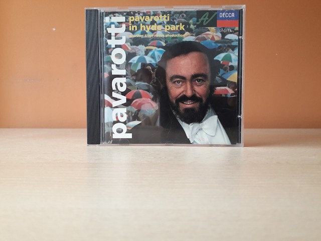 Pavarotti-Pavarotti in Hyde park