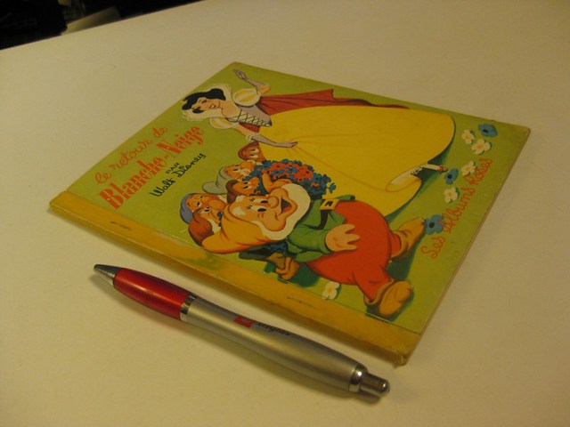 BLANCHE - NEIGE Walt Disney na francuskom