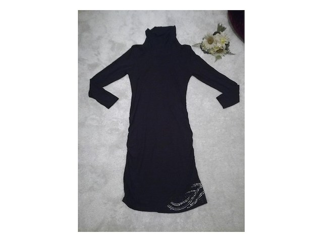 ♫ ♪ ♫ JONES crna roll haljina sa sekvinima 36/38