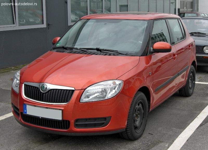 Skoda fabia 2 polovni delovi