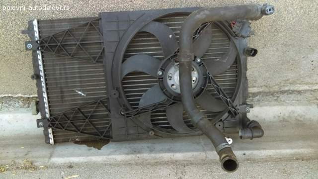 Skoda fabia roomster hladnjak ventilator