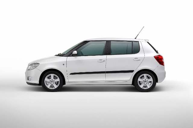 Skoda fabia polovni delovi 2007-