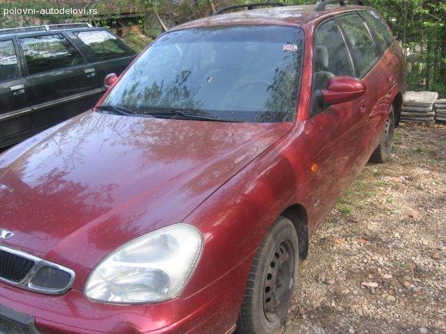 Daewoo Nubira 1.6 i 2.0 polovni delovi