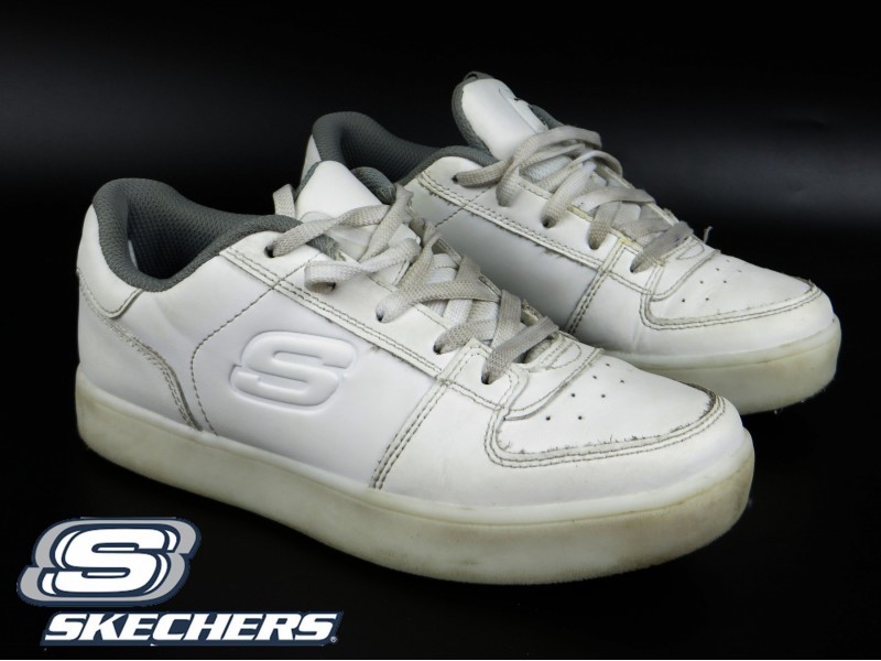 Skechers lights 36