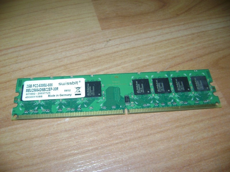 ddr2 2gb swissbit 667 ispravna