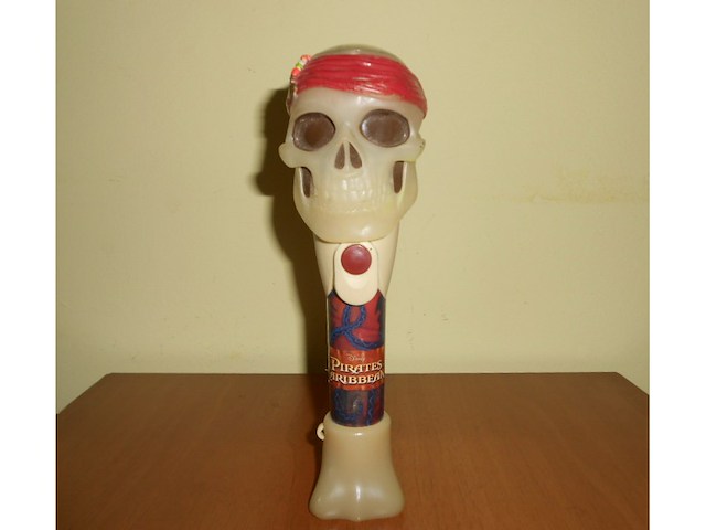 Pirates of the Caribbean 2 u 1 flashlight