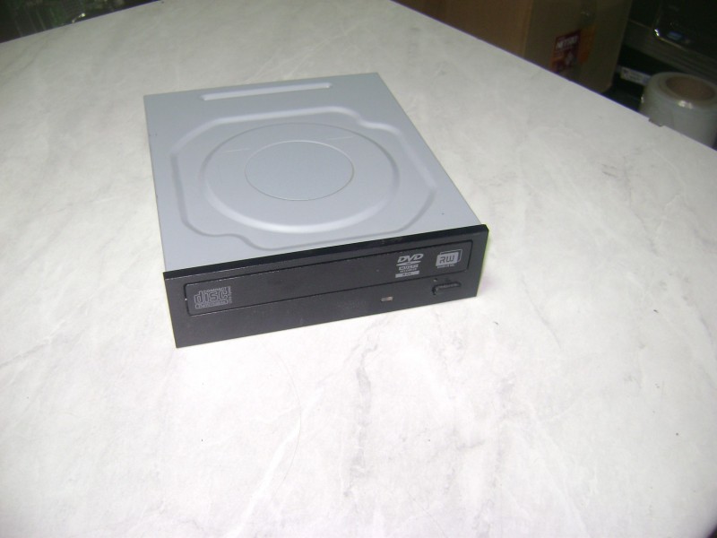 dvd rw sata hp ispravno