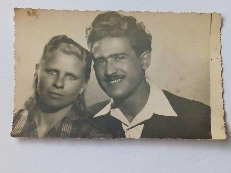 Ljubavni Par - 1949.godine - Odzaci -