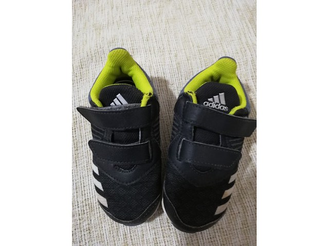 Patike adidas br. 24